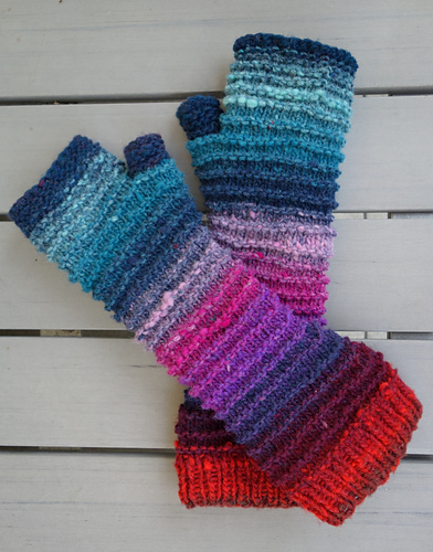 Ravelry: Vambrace pattern by Sannah König