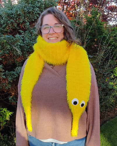 Ravelry: Squirmles Worm on a String Scarf pattern by Kym Neil