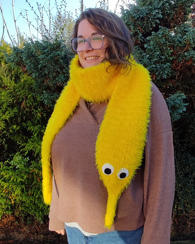 Ravelry: Squirmles Worm on a String Scarf pattern by Kym Neil