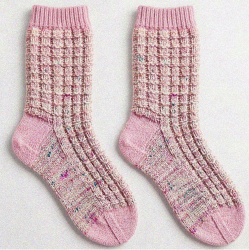 Ravelry: Waffle Socks pattern by Laura’s Knitting Patterns