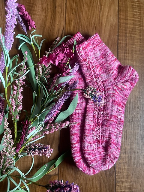 Ravelry: Kent of Hearts Socks pattern by Lisa Peterson