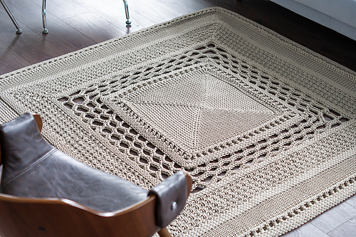 Ravelry: Rug LaceChicago pattern by Tatiana Ryazanova