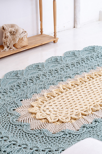 Ravelry: Rug LacePeacock pattern by Tatiana Ryazanova
