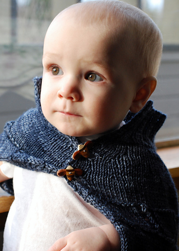 Ravelry: Papi Cape pattern by Laura Savastinuk