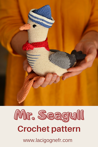 Ravelry: Mr. Seagull pattern by Natalia Manfré
