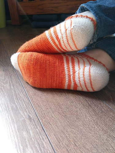 Ravelry: Ankle Biter Socks pattern by Ladybug Laboratory