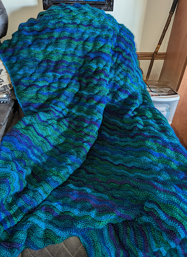 Ravelry: Norther Lights Throw pattern by Jen Cornett