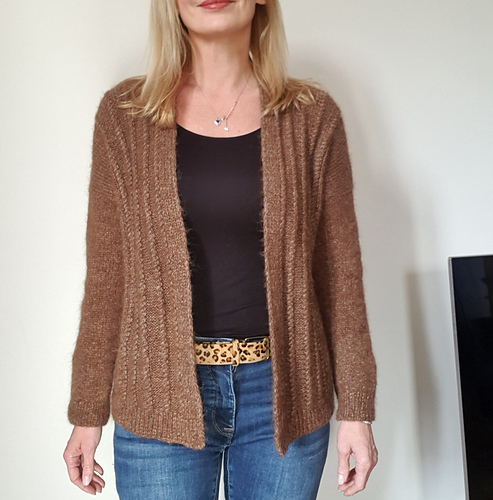 Ravelry: All Day Everyday pattern by Nadia Crétin-Léchenne