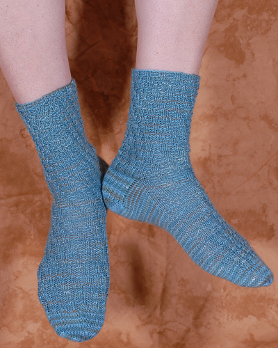 Ravelry: Twisted Toes Socks pattern by Lynn Anne Banks