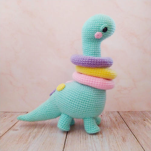 Ravelry: Midori the brontosaurus pattern by Nakarí de Lana Luna