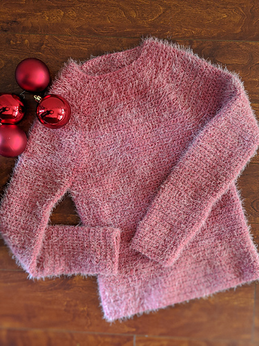 Ravelry: Fuzzy Raglan pattern by Janine Myska