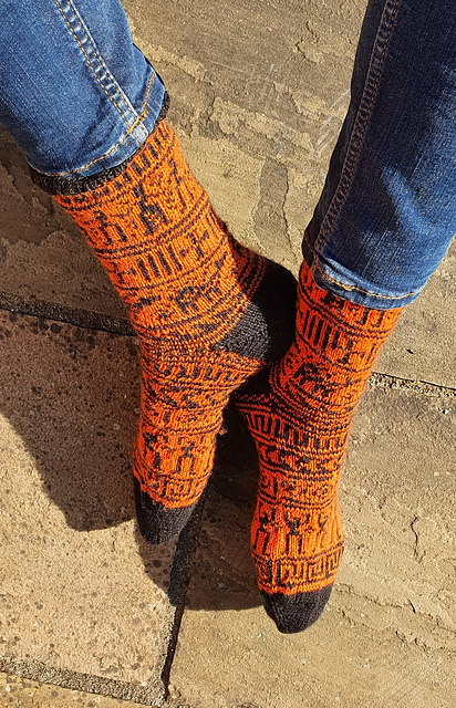Ravelry: Geometric Greek Vase Socks pattern by Laura Swift
