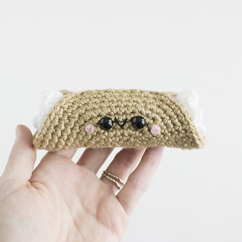 Ravelry: Amigurumi Cannoli pattern by Lauren Espy