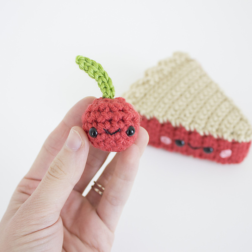 Ravelry: Amigurumi Slice of Pie pattern by Lauren Espy