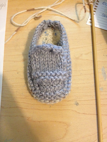 Ravelry: Easy Baby Boat Booties pattern by Alma Mahler