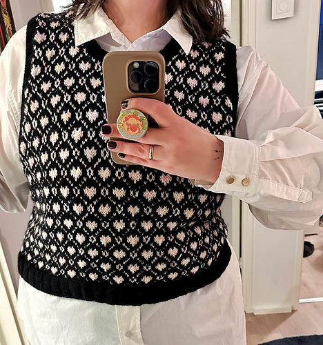 Ravelry: Heartcore Slipover pattern by Clara Eggers