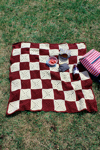 Ravelry: Picnic Blanket pattern by Leah & Stitch | Leah Parker