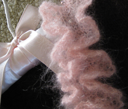 Ravelry: Ballet Wrap pattern by Lee Gant