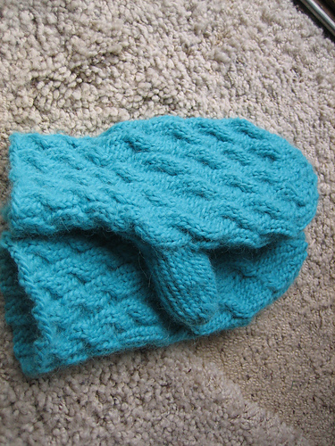 Ravelry: Wonderful Mittens pattern by Mairi MacPherson