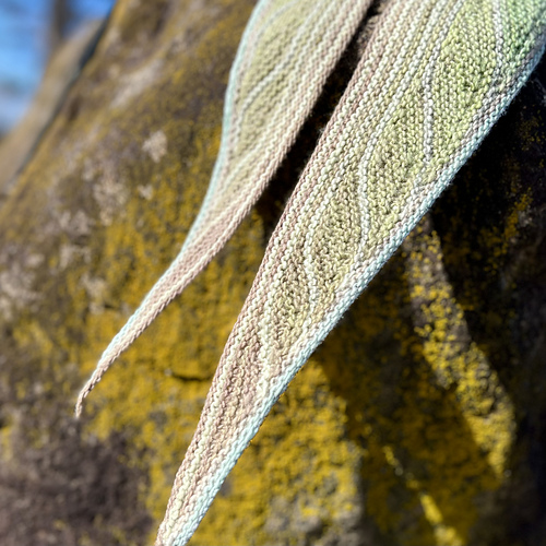 Ravelry: Lindal Tørkle pattern by Wöldten