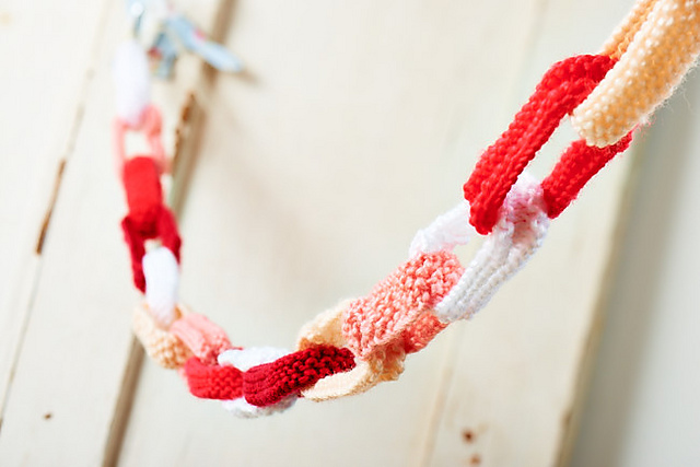 Ravelry: Party chain pattern by Weediflower Creations