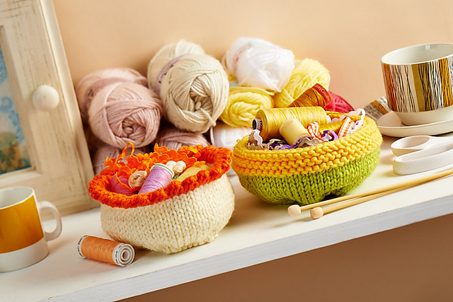 Ravelry: Knitted bowls pattern by Susie Johns