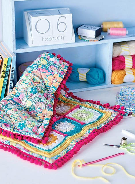 Ravelry: Granny square mat pattern by Jackie Carreira