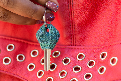 Ravelry: Key Cozy pattern by Liat Gat