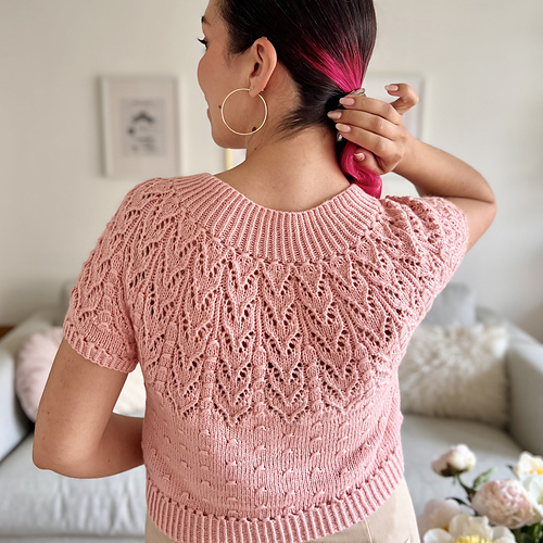 Ravelry: Cuore Tee pattern by Ksenia Naidyon