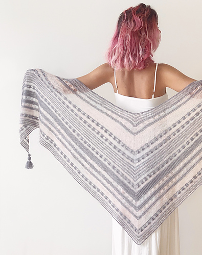 Ravelry: Veter Shawl pattern by Ksenia Naidyon