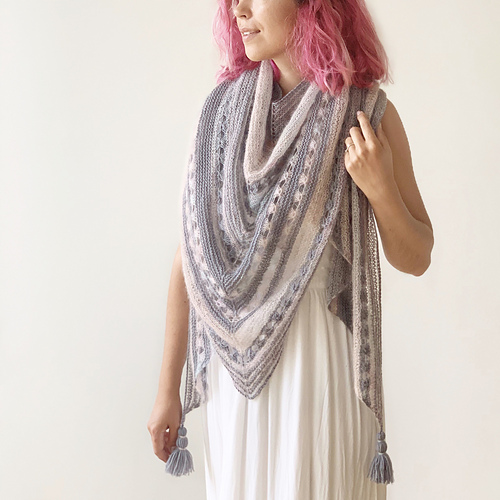 Ravelry: Veter Shawl pattern by Ksenia Naidyon