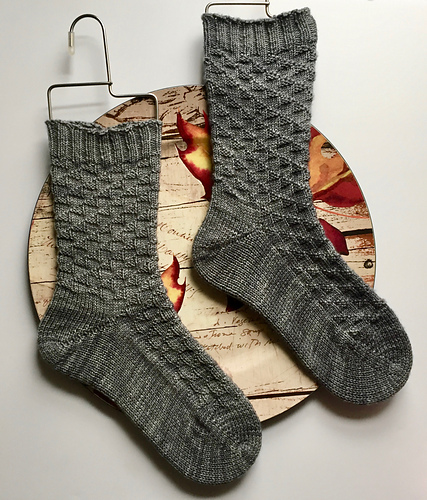Ravelry: Upright Socks pattern by Mary Lukas