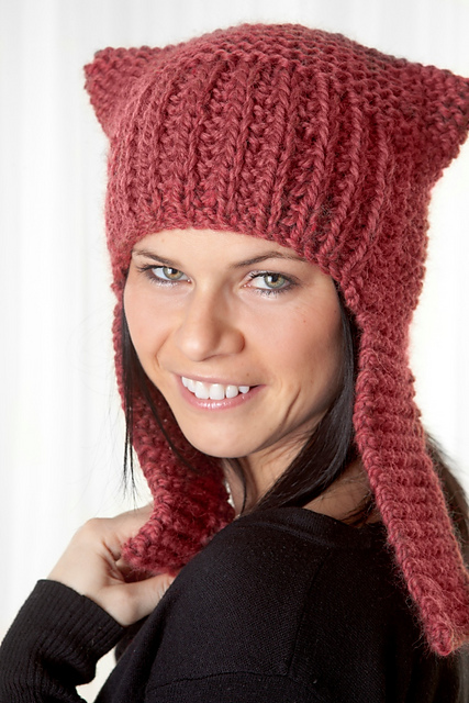 Ravelry: Aviator Tuque pattern by Lisa Savage