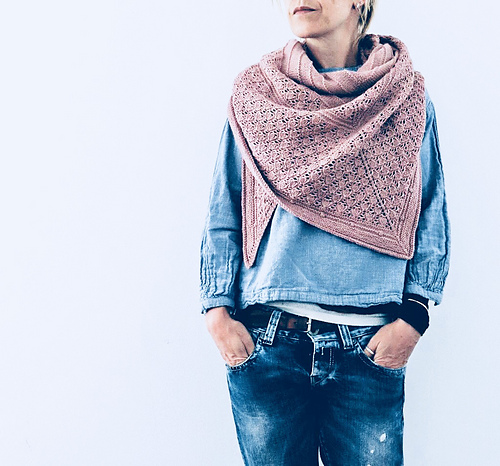 Ravelry: Akemi pattern by Isabell Kraemer
