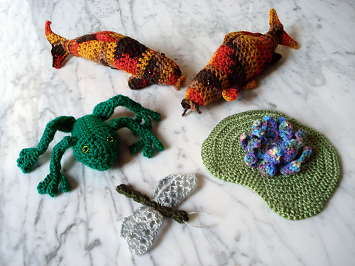 Ravelry: Floppy Frog pattern by Lil