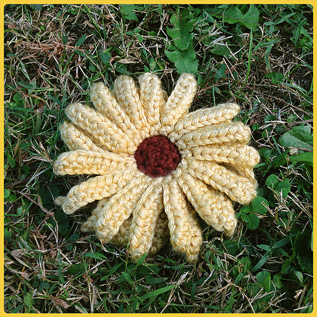 Ravelry: Gerbera Daisy pattern by Lilana Wofsey Dohnert