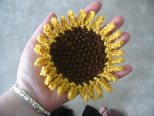 Ravelry: Sunflower (knit) pattern by Lesley Stanfield