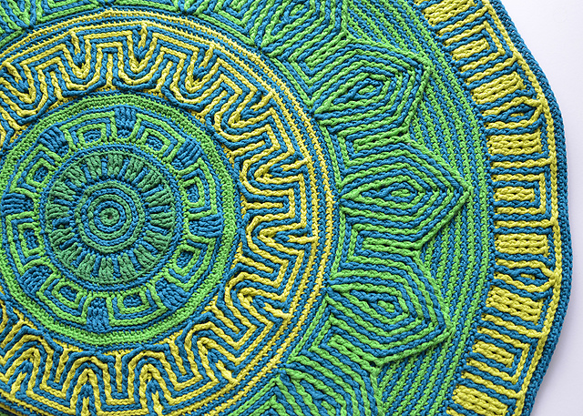 Ravelry: lillabjorncrochet's Labyrinth Mandala Rug in green