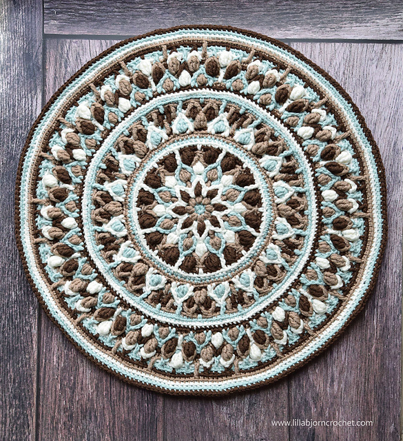 Ravelry: Mint Coffee Mandala pattern by Tatsiana Kupryianchyk