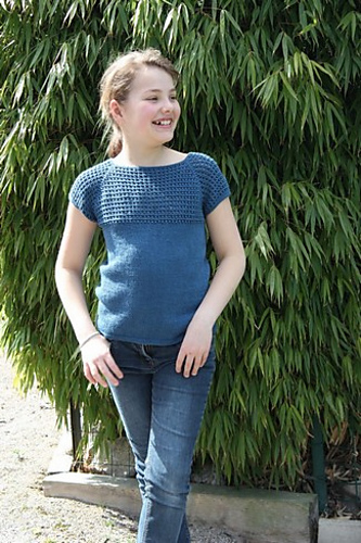 Ravelry: Pull Kono pattern by Muriela