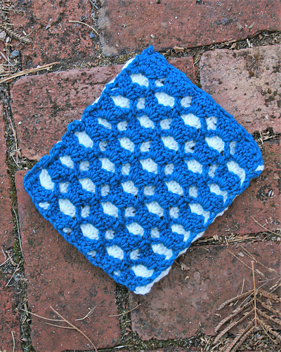 Ravelry: Reversible Shell Block pattern by Linda Dean