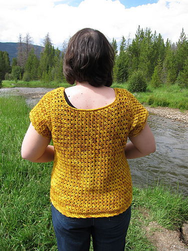 Ravelry: Honeycomb Tee pattern by Linda Permann