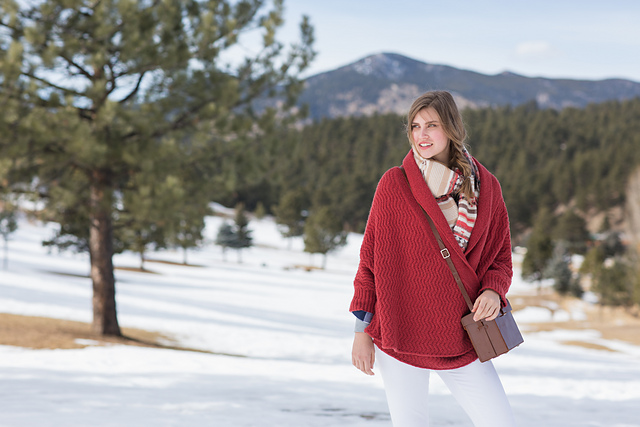 Ravelry: lindamarveng's White Mountain Ruana