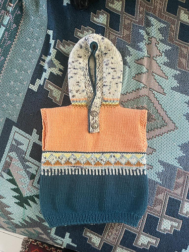 Ravelry: Sørvest barn pattern by Linka Neumann