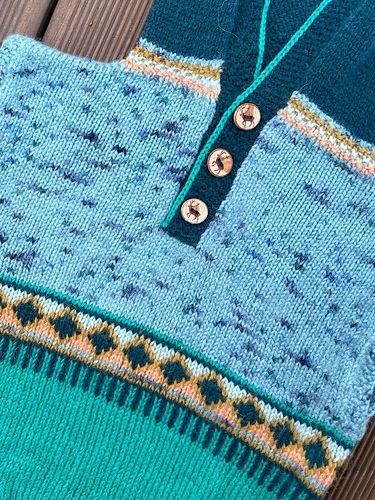 Ravelry: Sørvest barn pattern by Linka Neumann