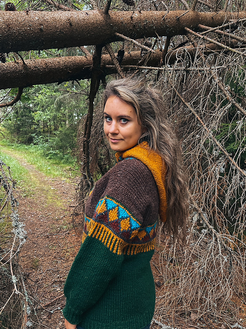 Ravelry: Sørvestgenser pattern by Linka Neumann