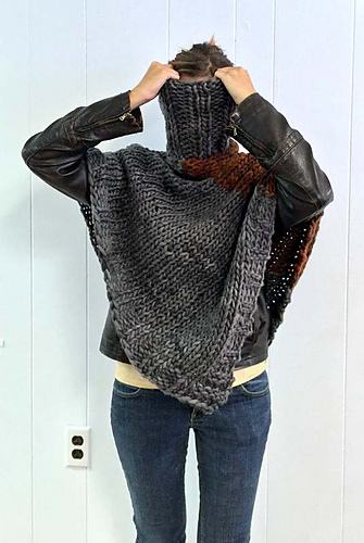 Ravelry: Hull pattern by Christa Casebeer
