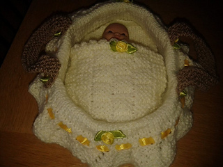 Ravelry: Rowan's Moses Basket/Crib pattern by PollyAnna Crafts