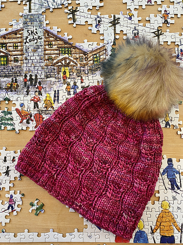 Ravelry: Belle Michelle Cabled Cap pattern by Lisa McFetridge