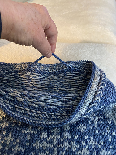 Ravelry: Snow Sheep Cowl pattern by Lisa McFetridge